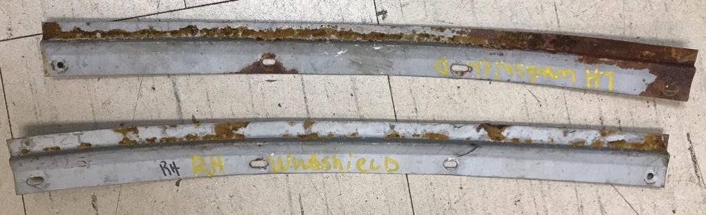 HEADLINER RETAINER ,FRONT PAIR USED 68-72 NOVA – Chicago Muscle Car ...