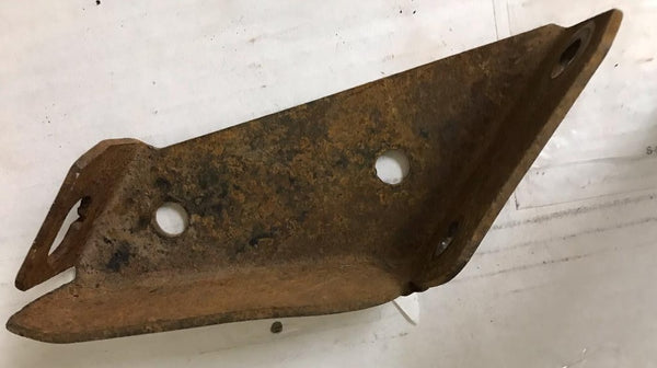 REAR BUMPER CENTER BRACKET ,USED 68 GTO – Chicago Muscle Car Parts , Inc.